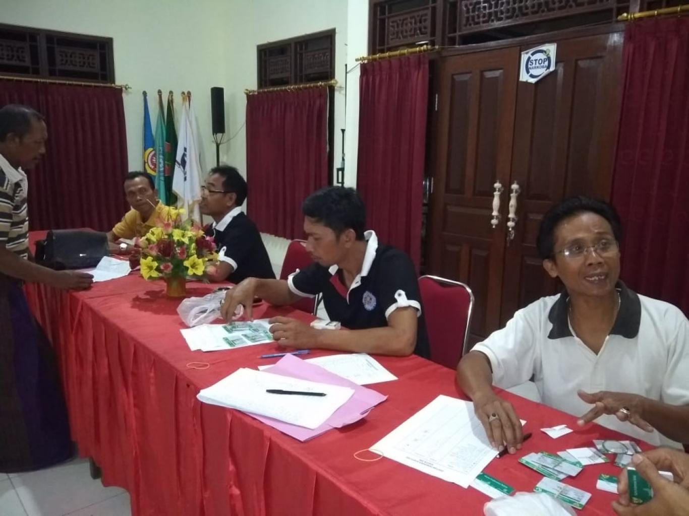 Pembagian Kartu KIS ( Kartu Indonesia Sehat ) Tahun 2019 - Website Desa ...